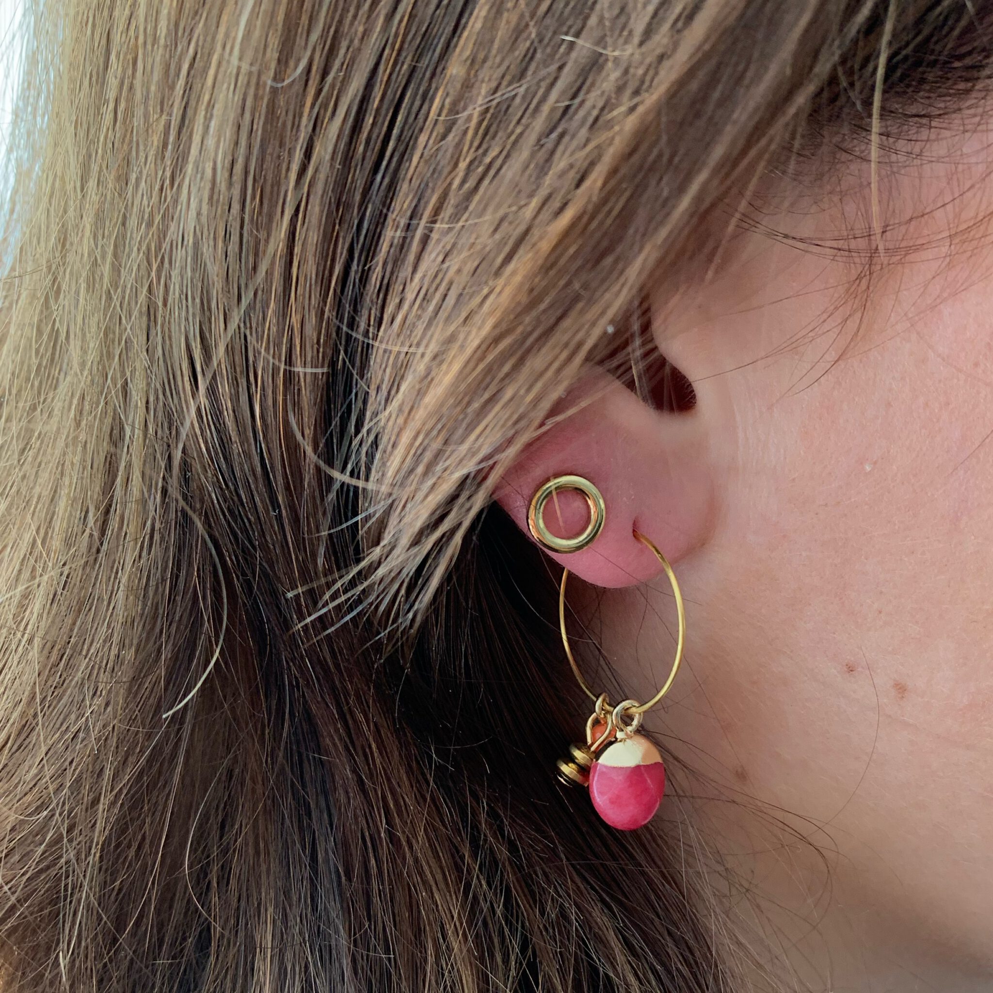 Oorbellen ringen met bedeltjes - koraal + goud - Rosa Bella